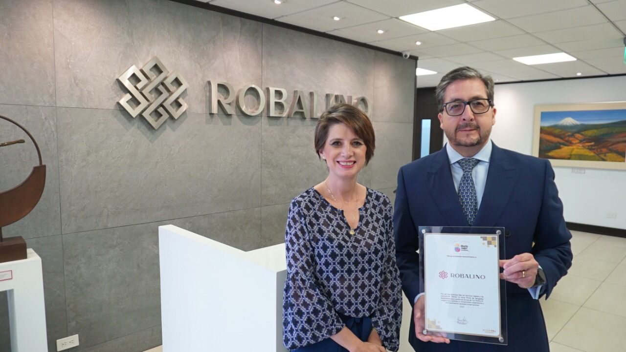 Robalino se convierte en la primera firma legal en recibir La Huella de ...