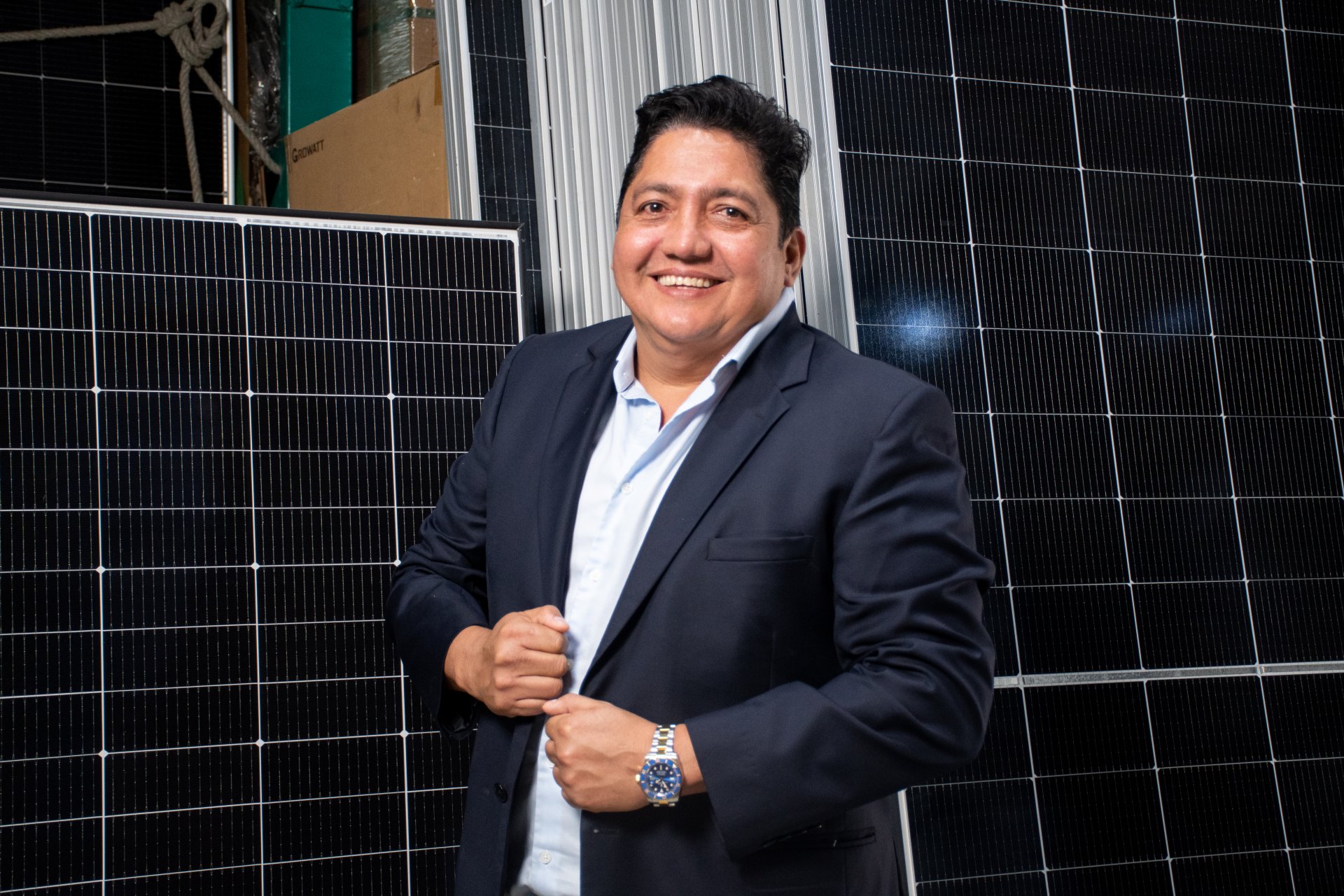 Esta industria instaló 250 plantas solares - Forbes Ecuador